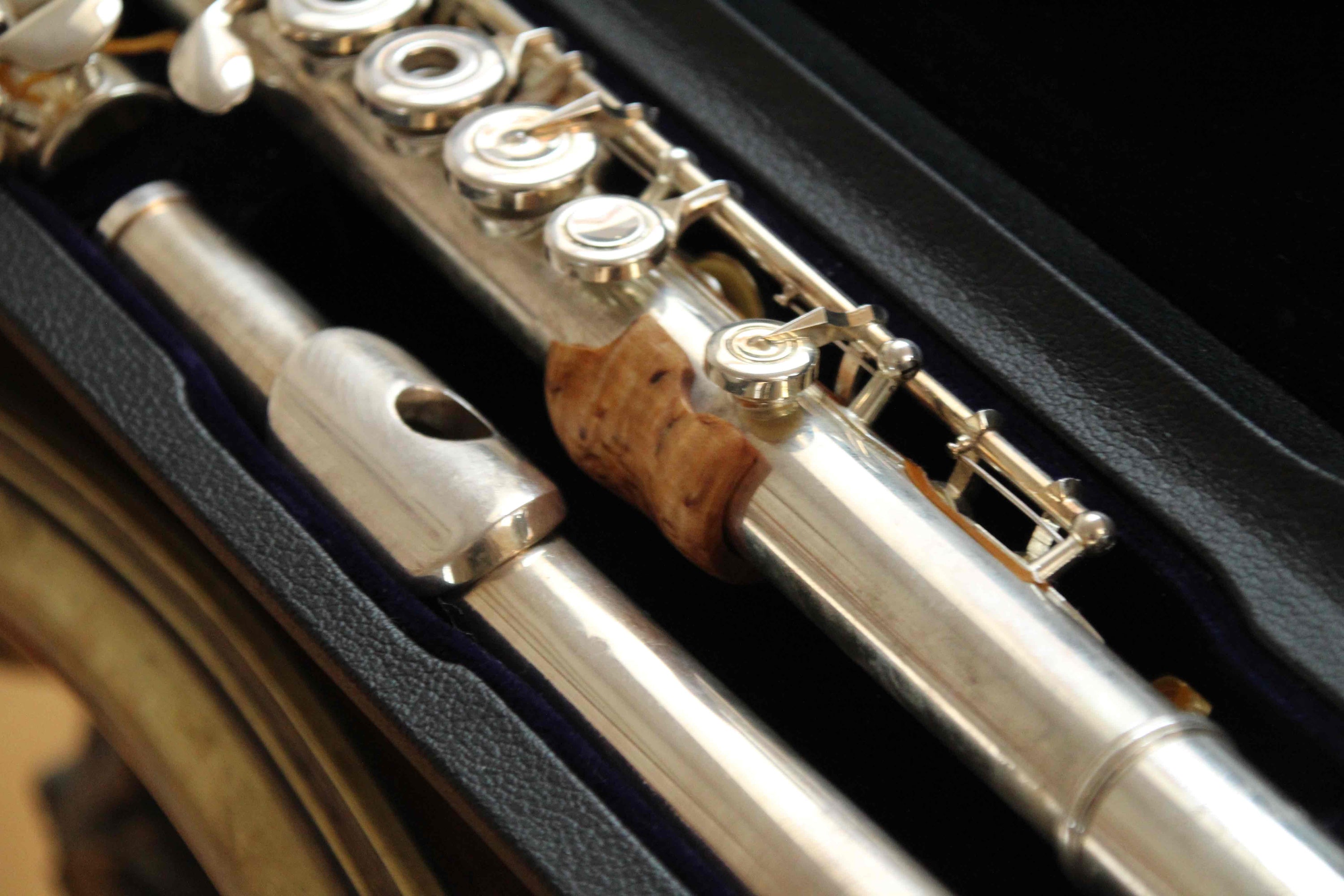 Woodify Wave Finger Rest - Venetian Olivewood – Flute Center