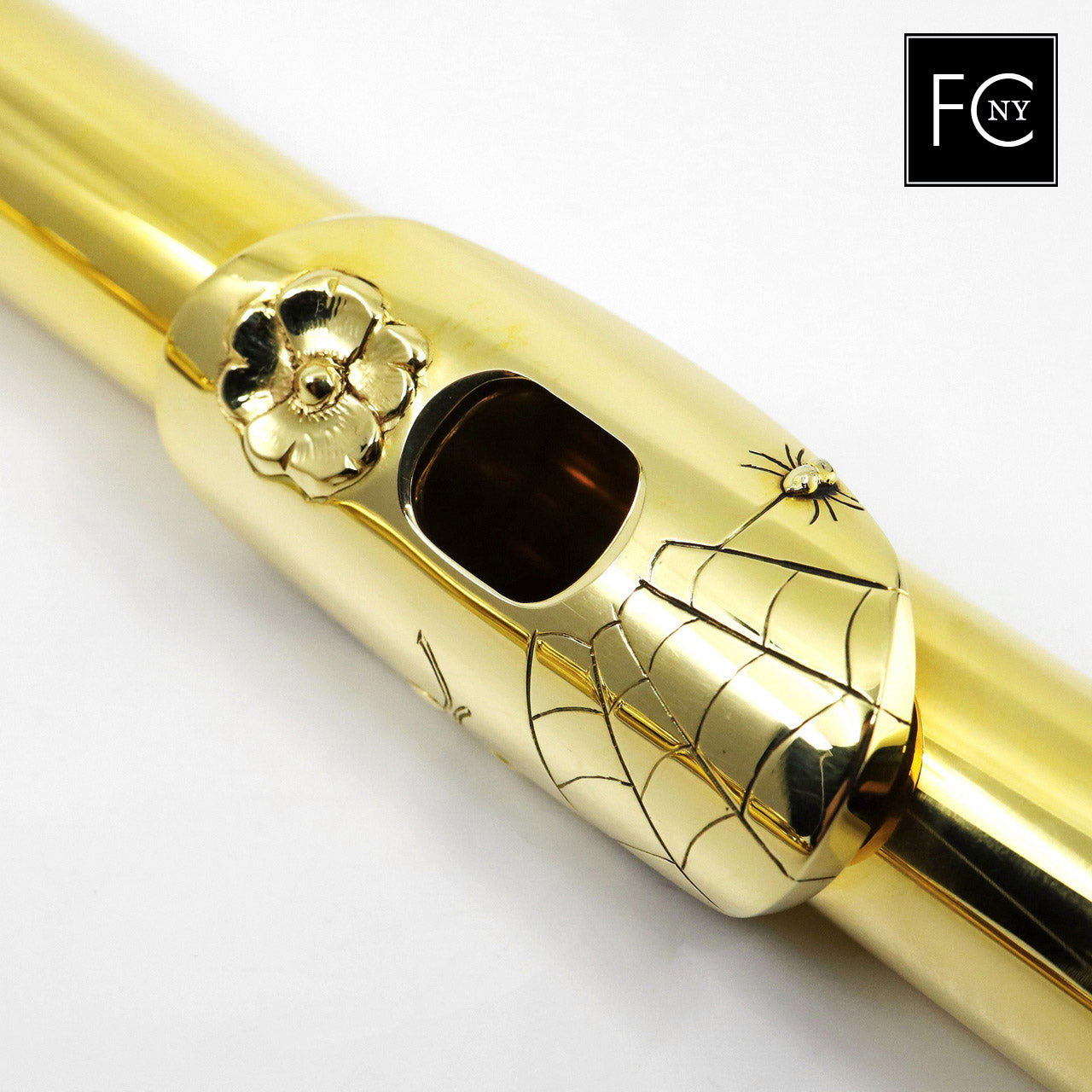 John Lunn "The Dryad's Touch" - 18K green gold flute, specialty engrav ...