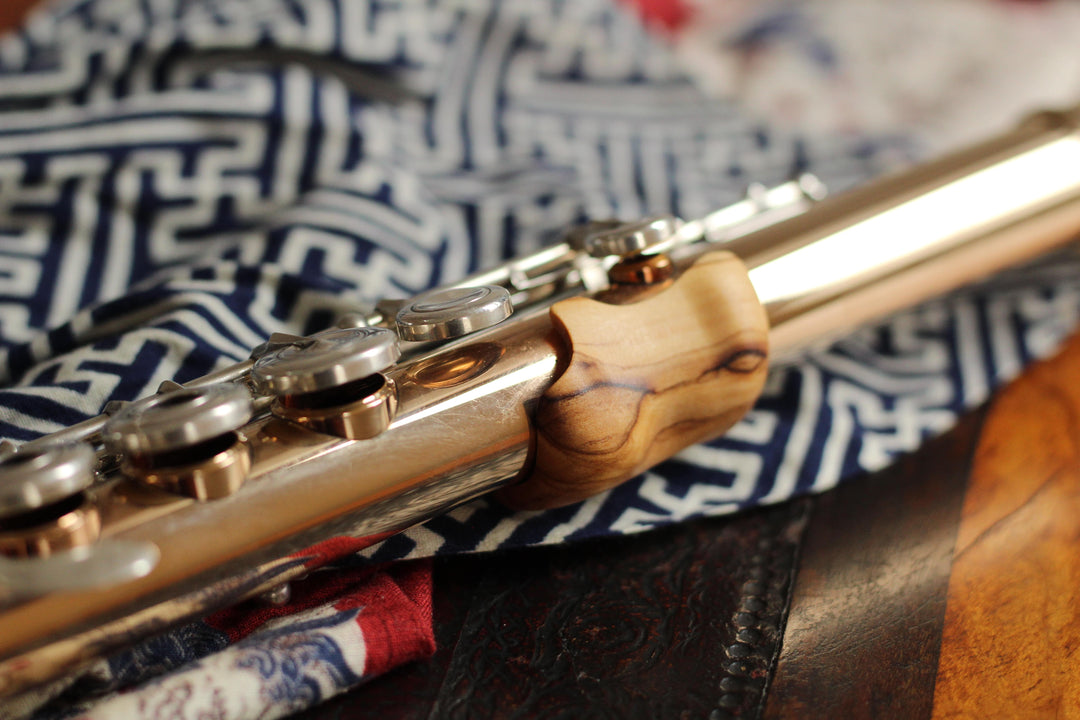 Woodify Wave Finger Rest - Venetian Olivewood – Flute Center